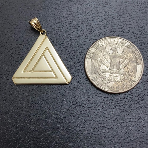 Element Shine | Jewelry | 4k Solid Gold The Impossible Penrose Triangle ...
